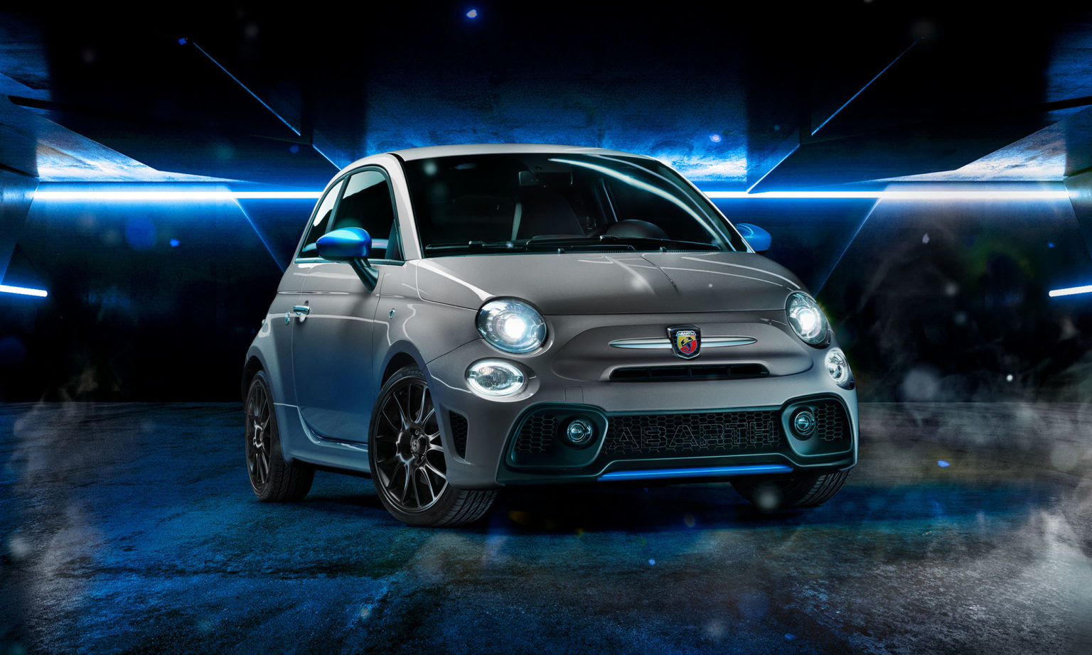 【2022】アバルト F595登場！価格・スペック情報まとめ【ABARTH】 | Rioblog