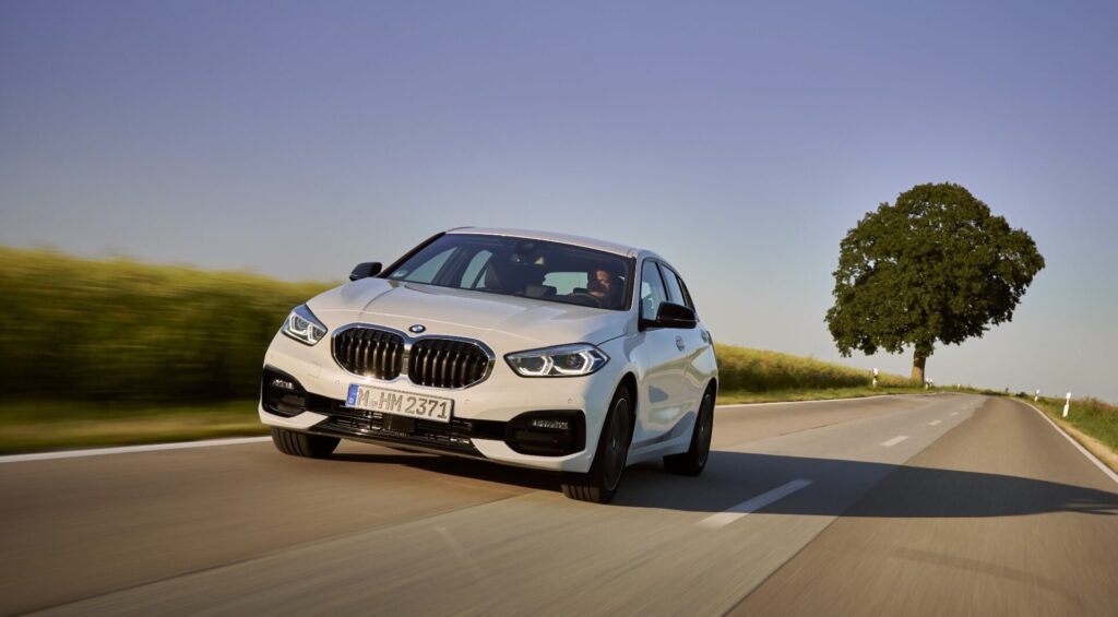 【2022】BMW 116i登場！1シリーズ・エントリーグレード | Rioblog